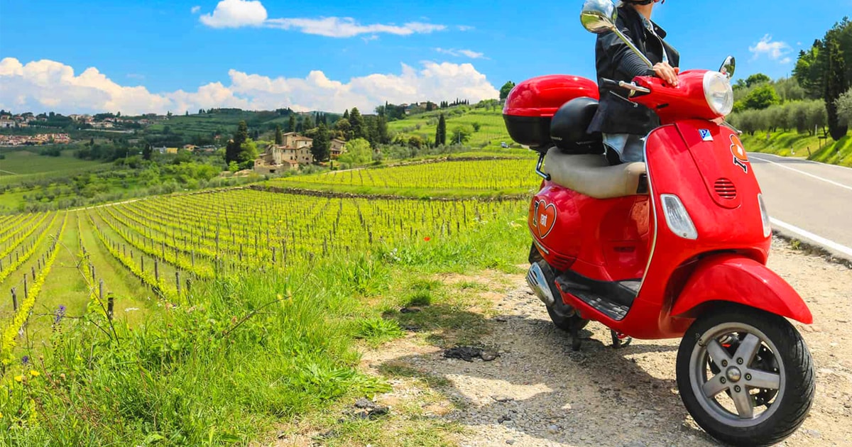 Ulignano: Öğle Yemeği ve Şarap Tadımı ile Chianti Vespa Turu | GetYourGuide