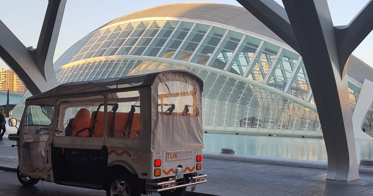 Valencia: Tuk Tuk Modern Tour | GetYourGuide