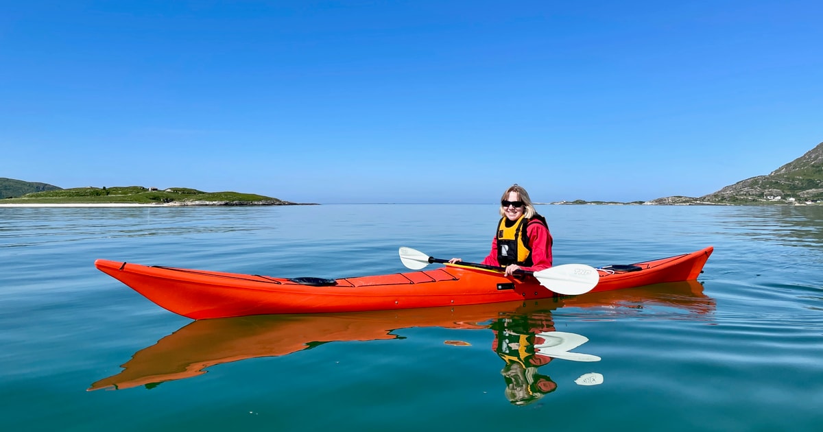 Z Tromsø: Sommarøy Výlet na kajaku s průvodcem. | GetYourGuide
