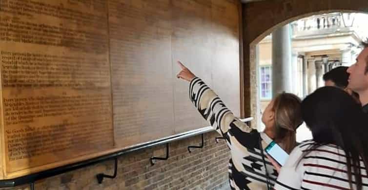 Central London: City Exploration Game with Secret Squares | GetYourGuide