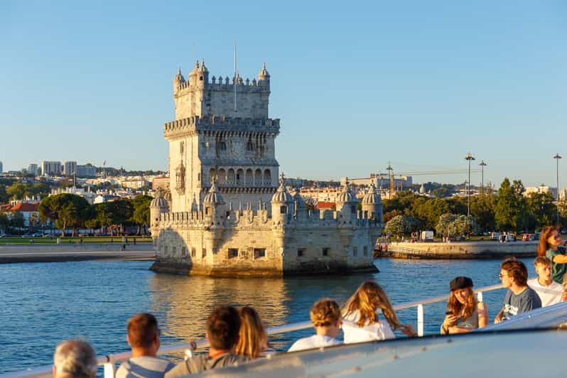 Lisbon: Tagus River Boat Tour with Brunch | GetYourGuide