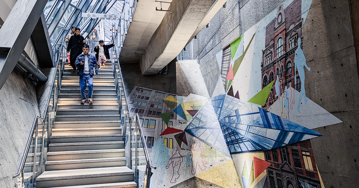 Montréal : Visite à pied du centre-ville et de la ville souterraine du ...
