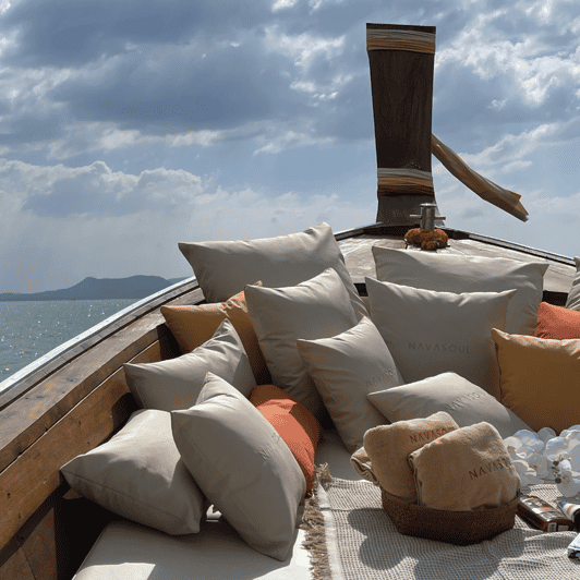 Pattaya: Private Luxury Longtail Boat Beach Sightseeing | GetYourGuide