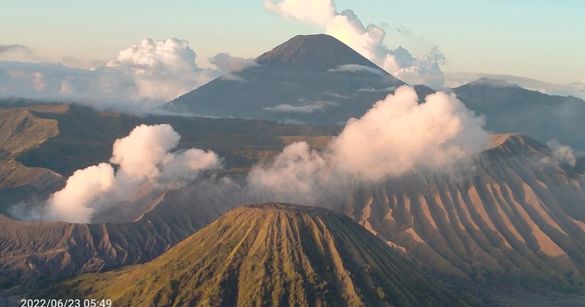 From Surabaya: 3-Day Mount Bromo and Ijen Vulcano Tour | GetYourGuide