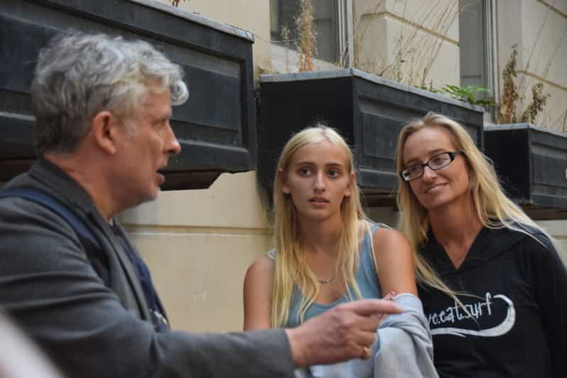 London: Guided Serial Killers Walking Tour | GetYourGuide