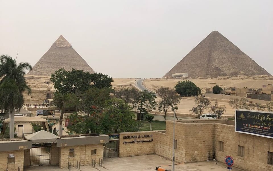 Cairo : Great Pyramid Inn Lunch With Pyramids View | GetYourGuide