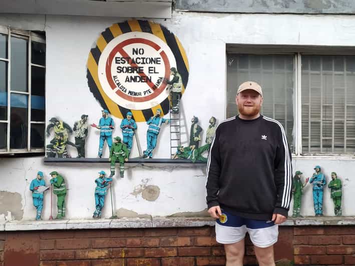 Bogotá: Graffiti District Guided Tour with Snack | GetYourGuide