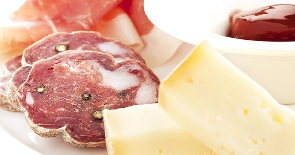 Alba: History Walking Tour and Food Tasting with a Local | GetYourGuide