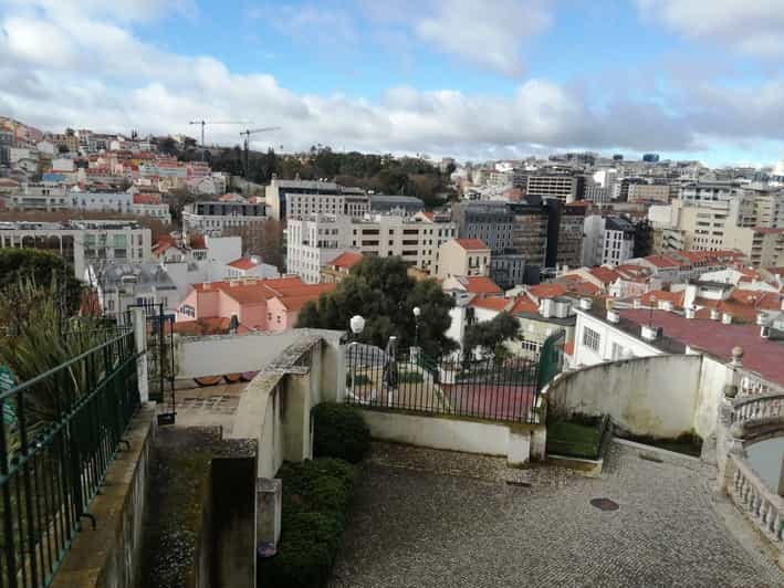 Los funiculares históricos de las 7 colinas de Lisboa | GetYourGuide