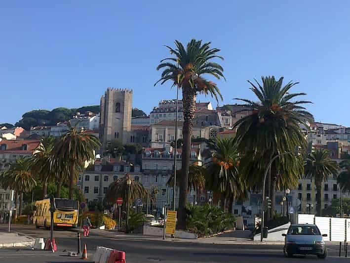 The medieval quarters of Lisbon: Mouraria and Alfama | GetYourGuide