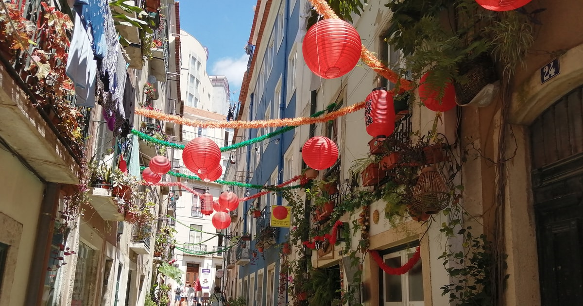 The medieval quarters of Lisbon: Mouraria and Alfama | GetYourGuide