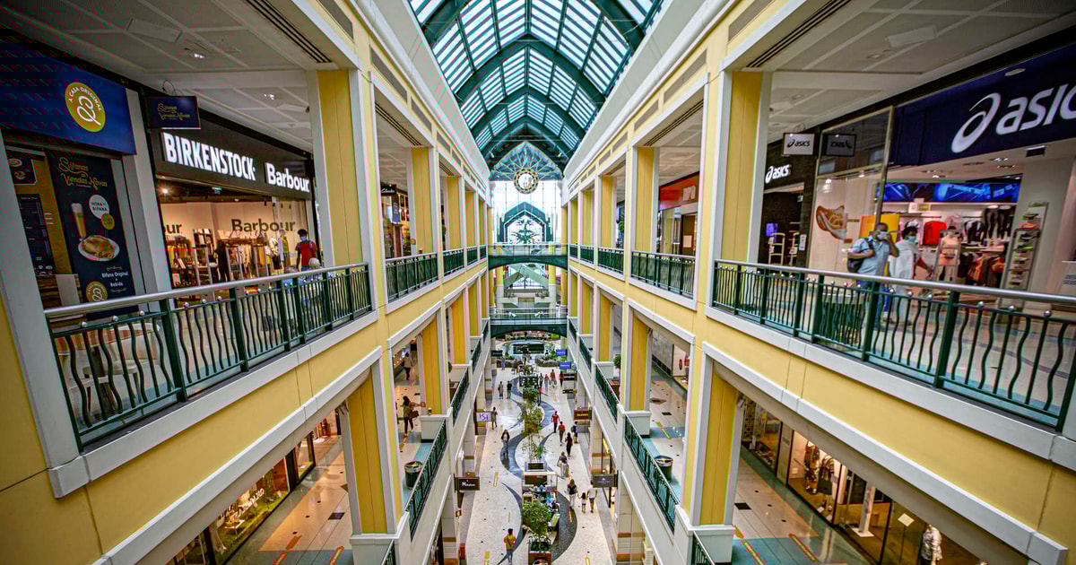 Lisboa: Tour privado de compras en outlets y tiendas de diseño ...