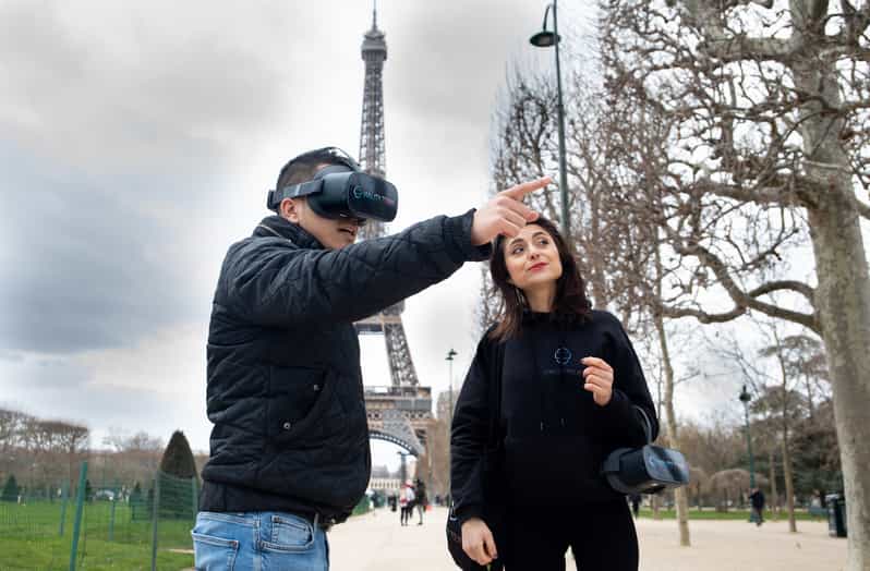 Paris: Eiffel Tower Virtual Reality Guided Tour in 1889 | GetYourGuide