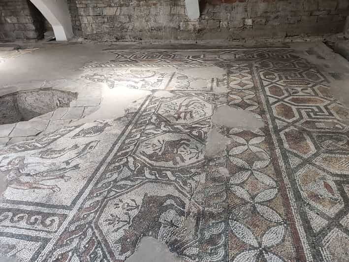 Plovdiv: Excursión guiada de un día al Valle de los Reyes Tracios ...