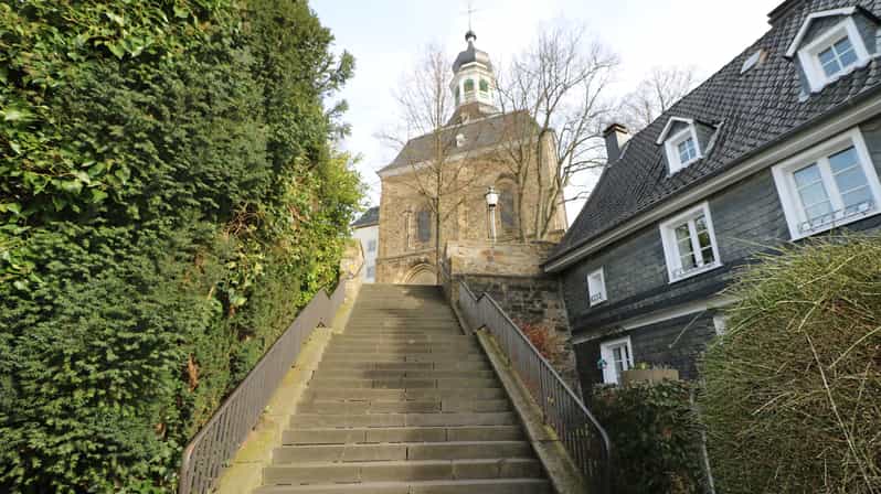 Solingen-Gräfrath: Paseo autoguiado por el casco antiguo | GetYourGuide