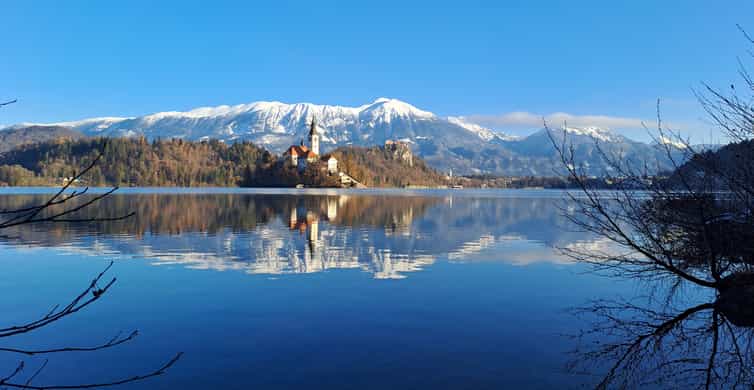 Kranjska Gorából: Bledi-tó,a bledi vár és a Bohinj-völgy. | GetYourGuide