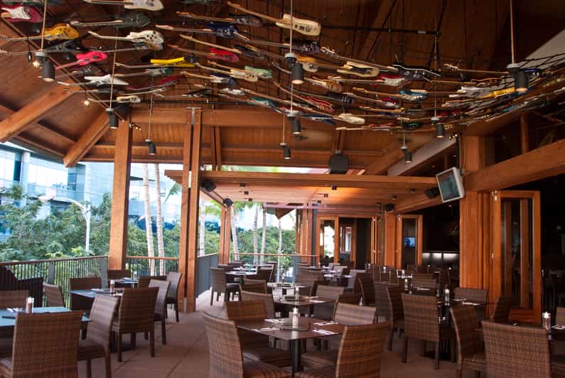 Oahu: Hard Rock Cafe Honolulu | GetYourGuide