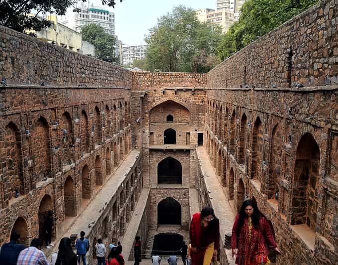 Delhi's Street Art Walking Tour with Breakfast & Stepwell | GetYourGuide