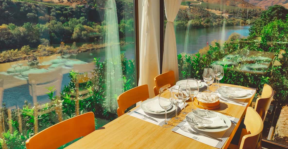 Pinhão: Douro River Boat Tour with Lunch | GetYourGuide