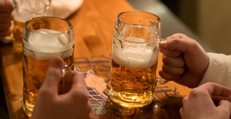 Praag: Bier en wijn spabad met zoutgrot ervaring | GetYourGuide