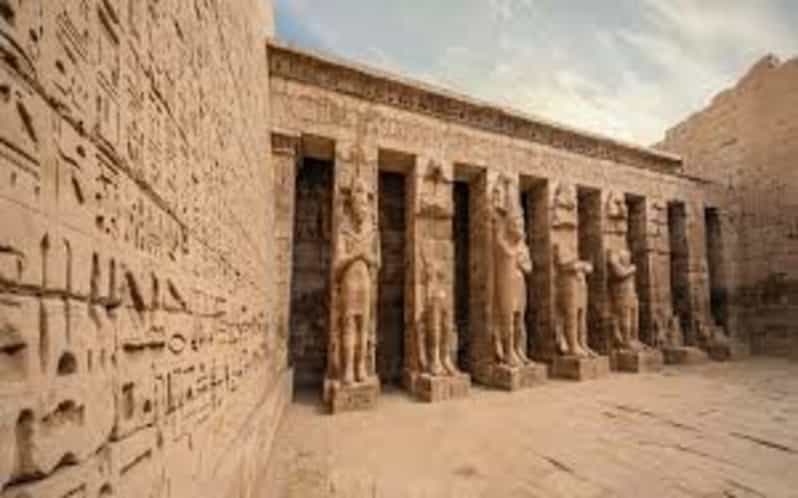 Luxor: Medinat Habu & Tal der Königinnen Private Tagestour | GetYourGuide