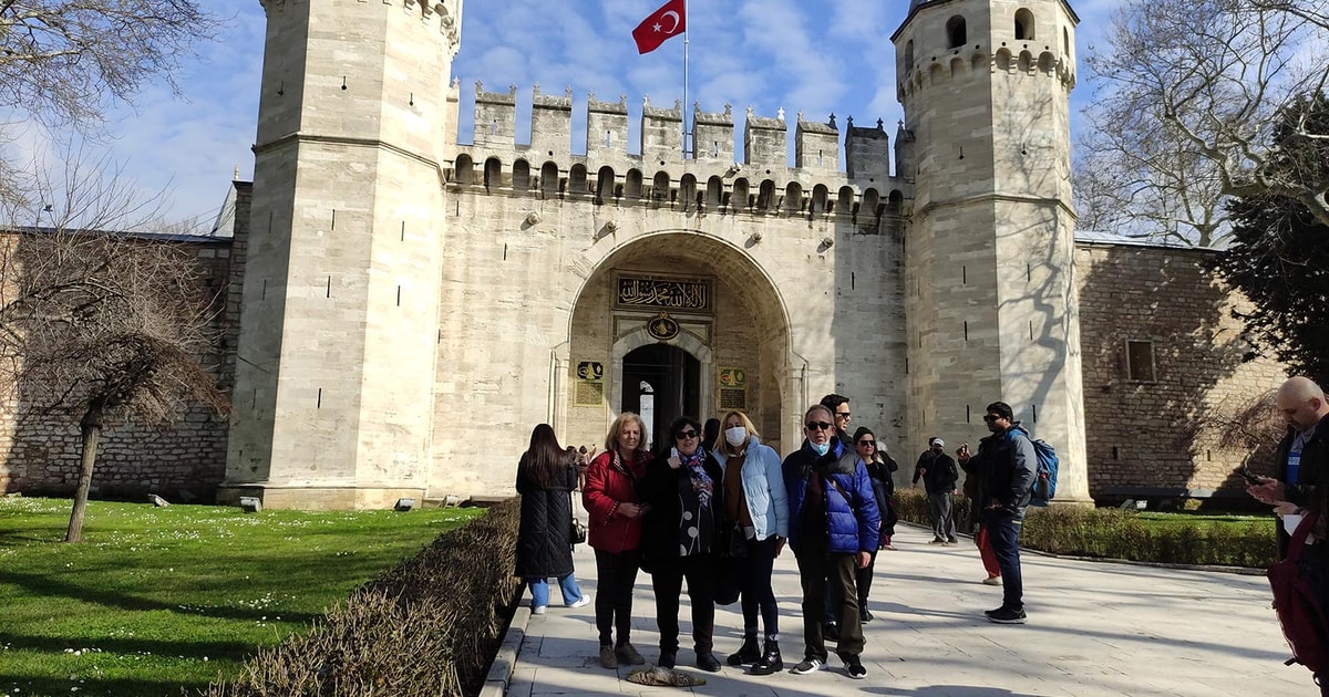 Istanbul: Ganztägige Altstadttour mit Mittagessen und Transfers ...