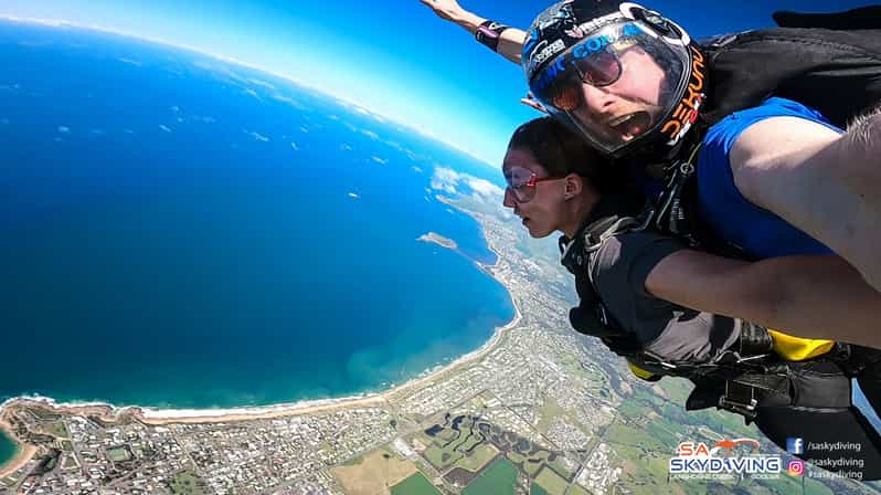 Adelaide: Tandem Skydiving Adventure over Goolwa | GetYourGuide