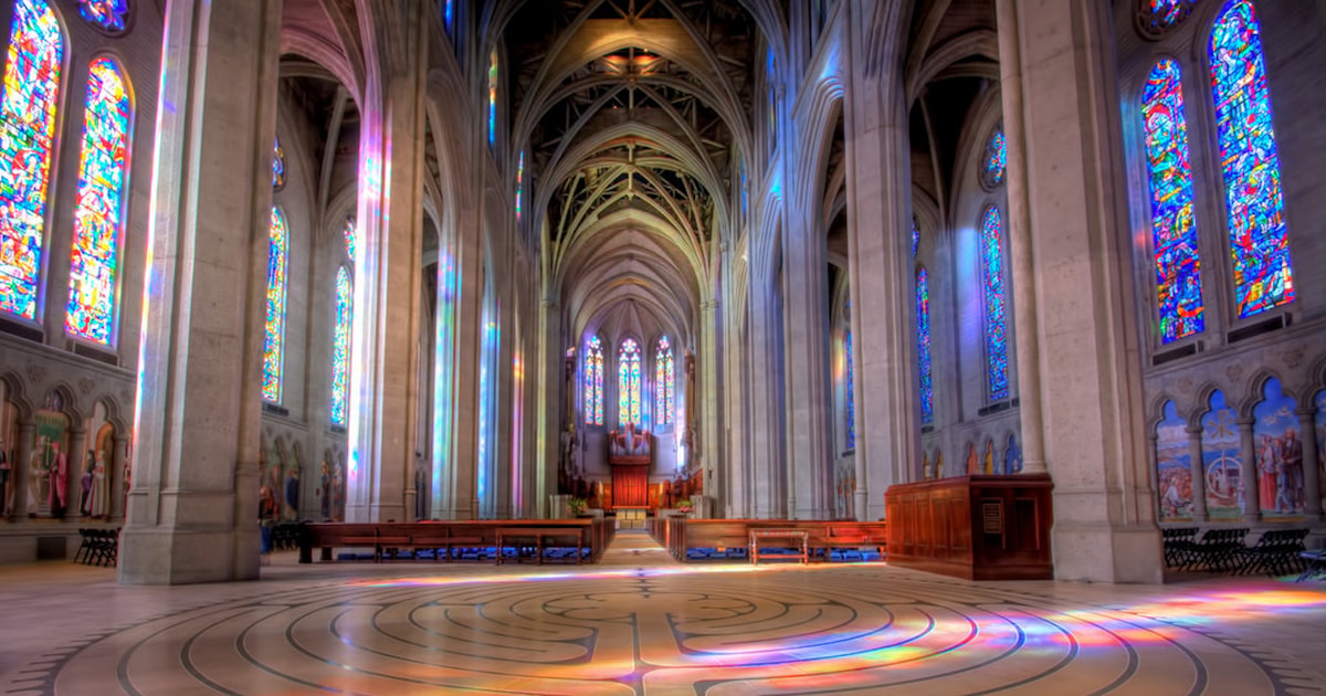 Grace Cathedral: Explore the Beauty (Entry + Self-Led Tour) | GetYourGuide
