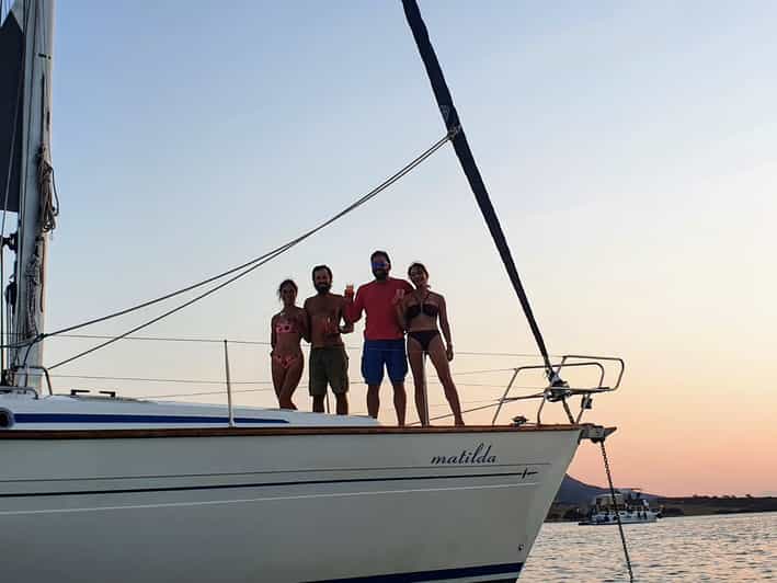 Ιδιωτική ημερήσια περιήγηση με σκάφος για να ανακαλύψετε τα ...