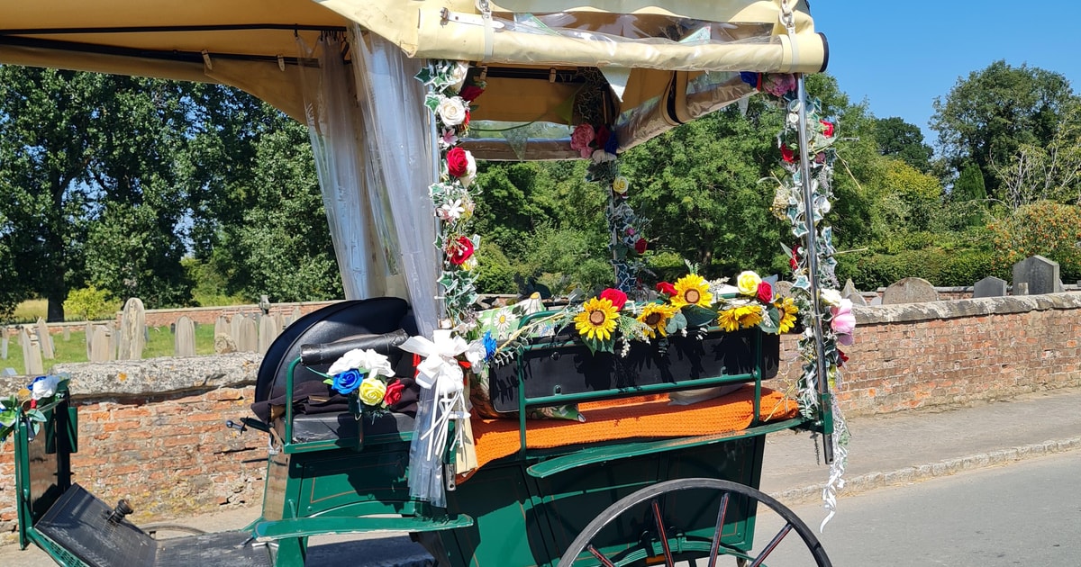 York: Private Horse-Drawn Carriage Ride and Afternoon Tea | GetYourGuide
