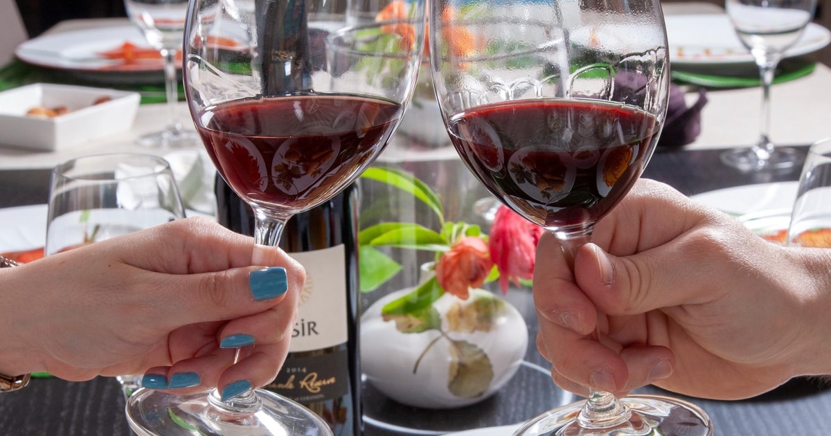 Visita guidata alle cantine libanesi con degustazioni e pranzo ...