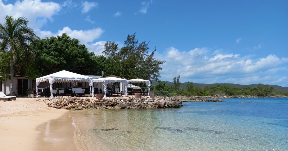 Ocho Rios: Bamboo Beach Club VIP Pass with Lunch and Drinks | GetYourGuide