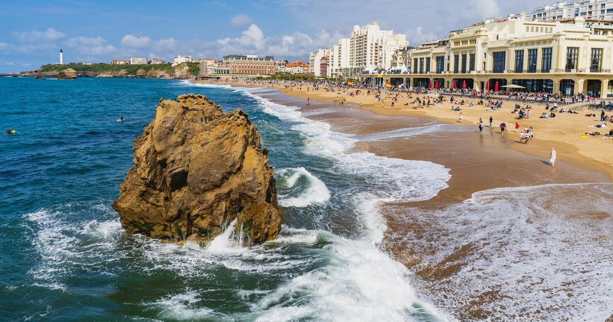 Hello Biarritz: Private 2-Hour Intro Walk with Local Guide | GetYourGuide