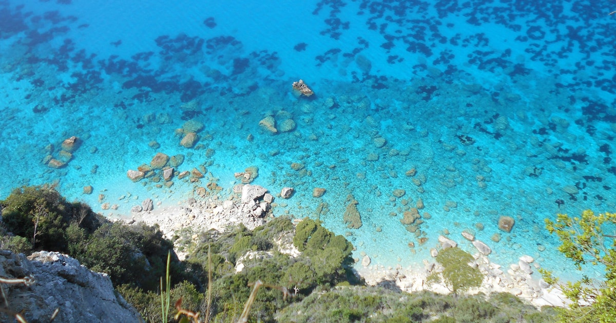Liapades: caminhada guiada pelas praias escondidas do oeste de Corfu ...