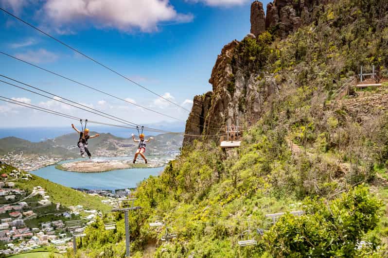 Άγιος Μαρτίνος: Sky Explorer & Sentry Hill Zip Line Adventure ...