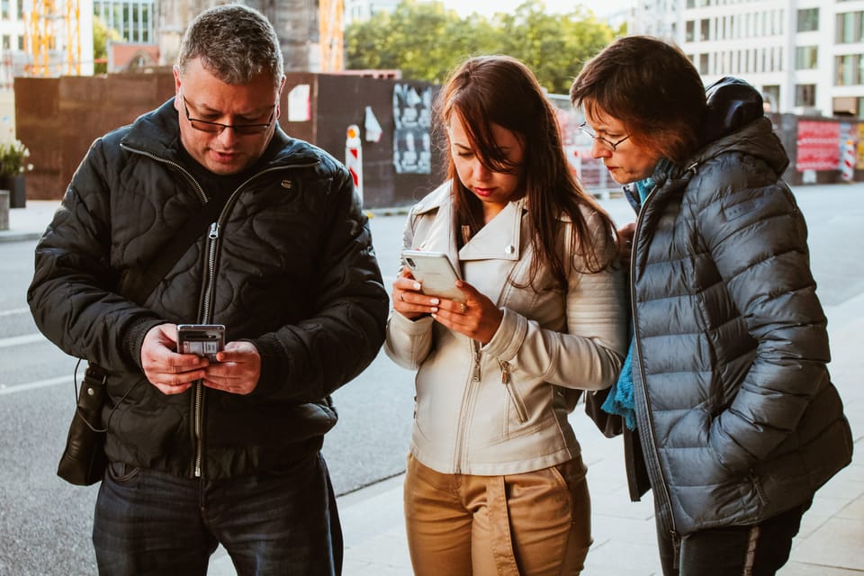 Hamburg Waterkant - a modern scavenger hunt tour. | GetYourGuide