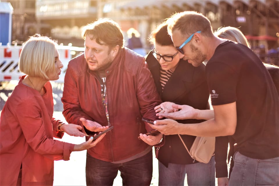 Hamburg Waterkant - a modern scavenger hunt tour. | GetYourGuide