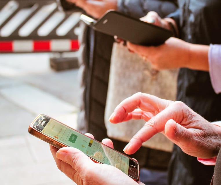 Hamburg Waterkant - a modern scavenger hunt tour. | GetYourGuide