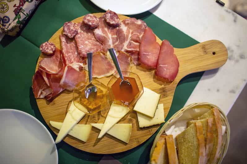 Perugia: Traditional Umbrian Food Guided Walking Tour | GetYourGuide