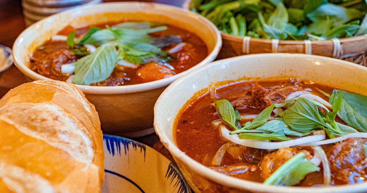 Ho Chi Minh City: Tour privato in moto del cibo di strada | GetYourGuide
