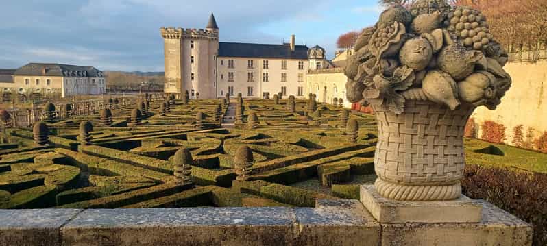 Loire Valley châteaux/castles walking tours | GetYourGuide