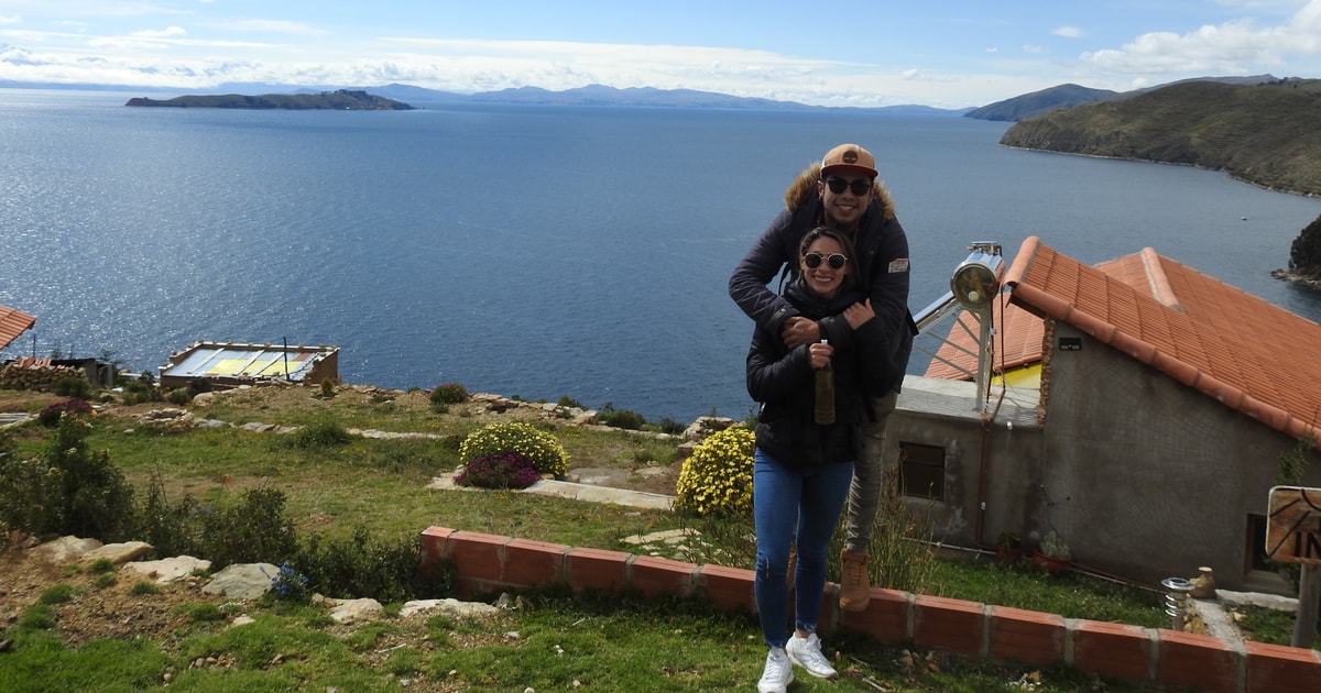 Desde La Paz: Excursión de un día al Lago Titicaca y Copacabana con almuerzo | GetYourGuide