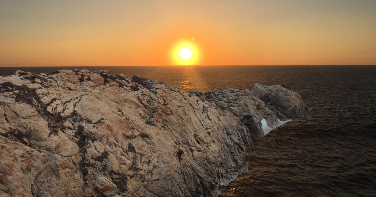 Desde Huatulco: Excursión a Mazunte y Atardecer en el Cerro de Punta ...