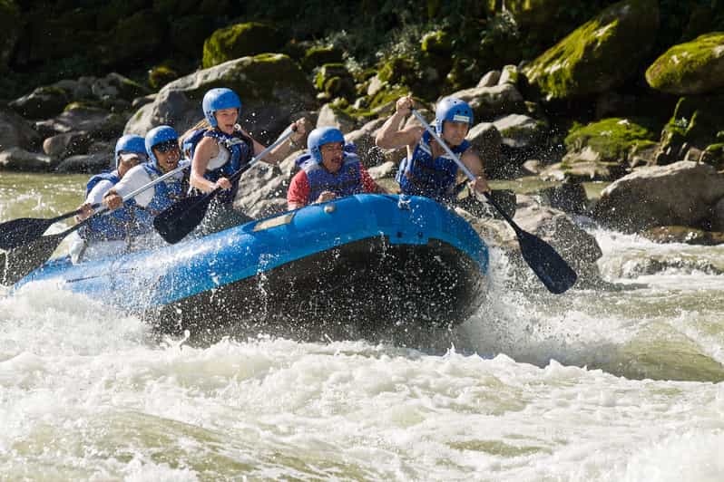 Žabljak: Tara River Rafting και Zipline Tour με μεταφορά | GetYourGuide
