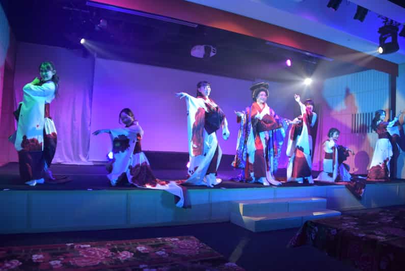 Japanese DanceShow with Drinks and Sukiyaki | GetYourGuide