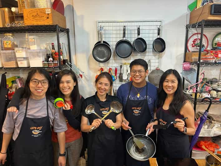 Singapore: Market-to-Table Experience and Cooking Class | GetYourGuide