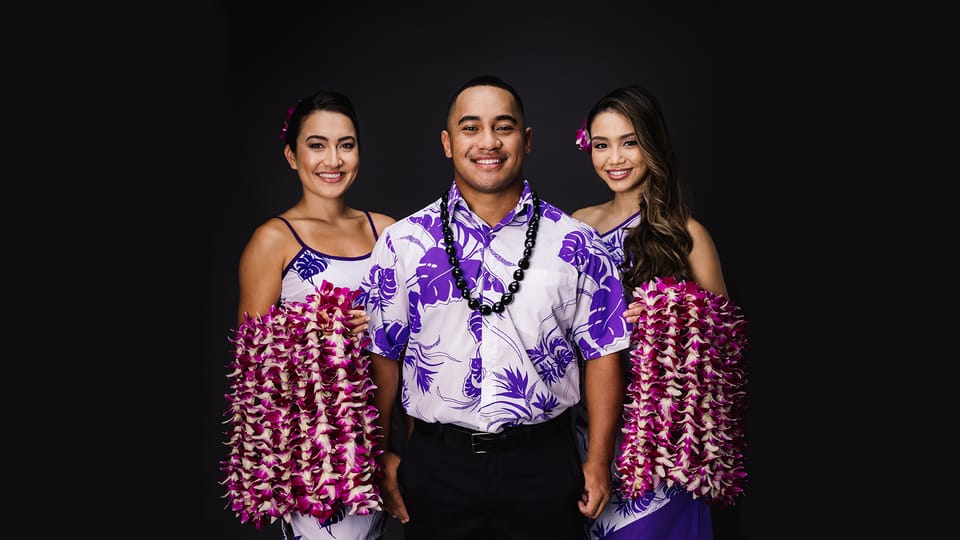 Kahului Airport: Maui Flower Lei Greeting Upon Arrival | GetYourGuide