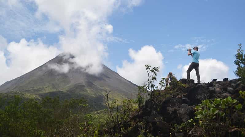 La Fortuna: Hanging Bridges and Arenal Volcano Tour w/ Lunch | GetYourGuide