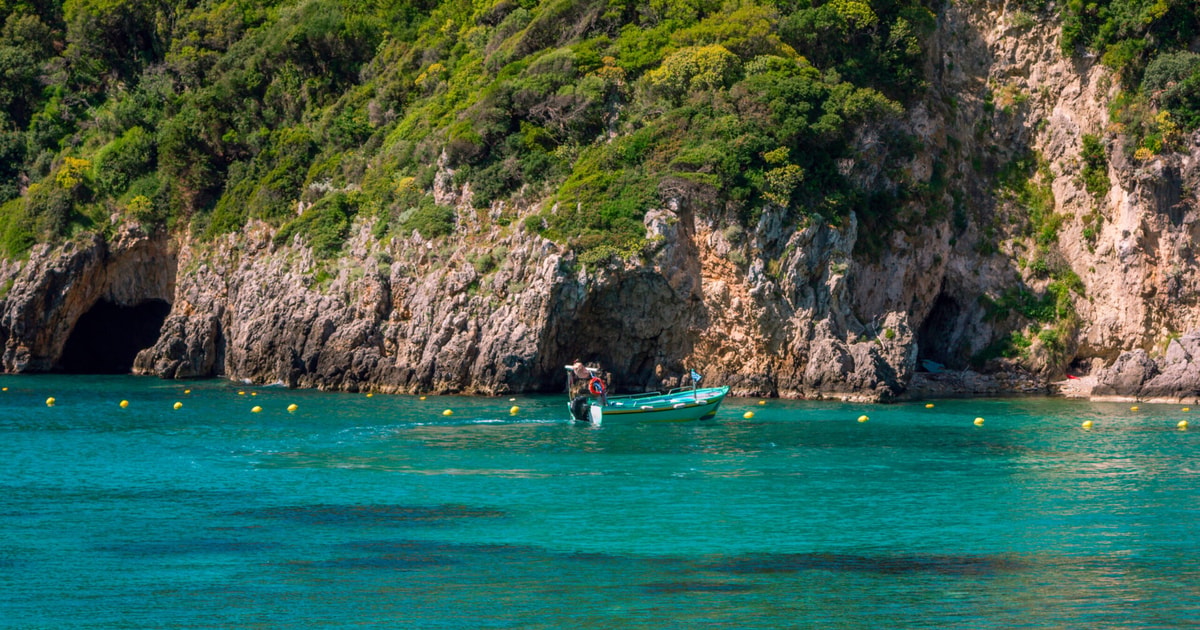 Corfú: Excursión en grupo a la Gran Isla con almuerzo | GetYourGuide