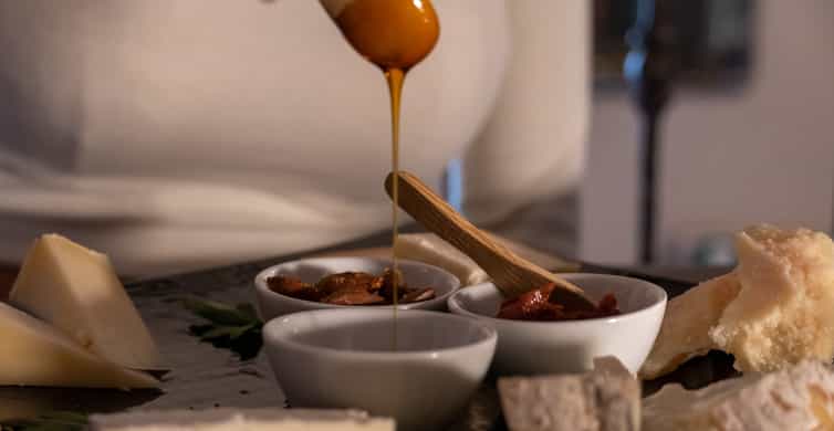 Milan: Wine Tasting Experience in the City Centre | GetYourGuide